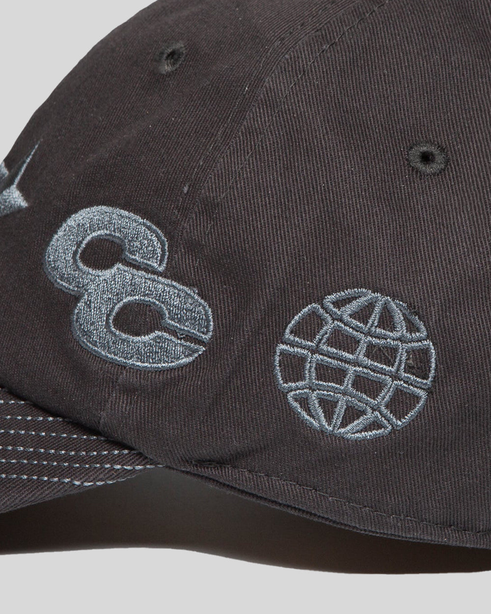 YIN YANG CAP BLACK Sale price €34,00